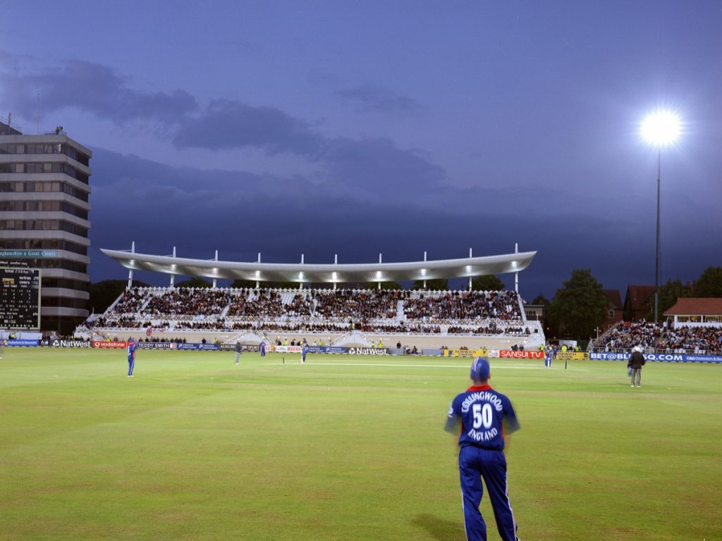 Fox Road Stand - Maber