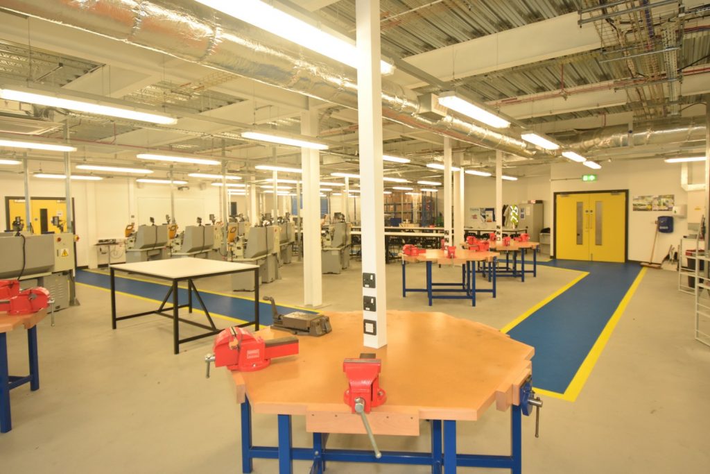 Derby Manufacturing UTC - Maber